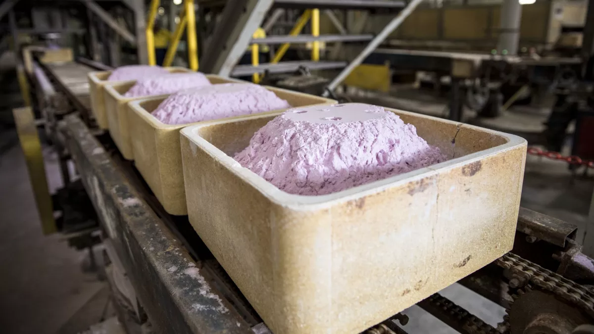 La Cina sospende il controllo delle esportazioni di terre rare ...